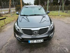 Melns Kia Sportage 2012 Rīga, ar dzinēja tilpumu 1.70 L un nobraukumu 254 tūkst. km par 5100 €, foto  vietnē AUTOMOTO.COM.LV