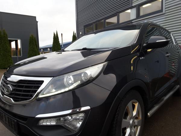 Melns Kia Sportage 2012 Kretinga, ar dzinēja tilpumu 2.00 L un nobraukumu 270 tūkst. km par 7550 €, foto 4 vietnē AUTOMOTO.COM.LV