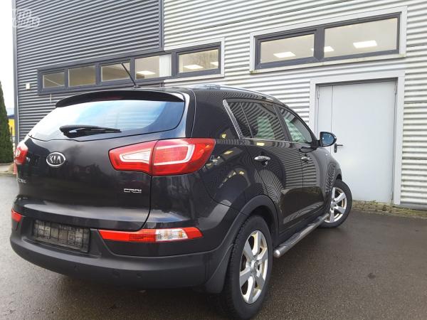 Melns Kia Sportage 2012 Kretinga, ar dzinēja tilpumu 2.00 L un nobraukumu 270 tūkst. km par 7550 €, foto 6 vietnē AUTOMOTO.COM.LV