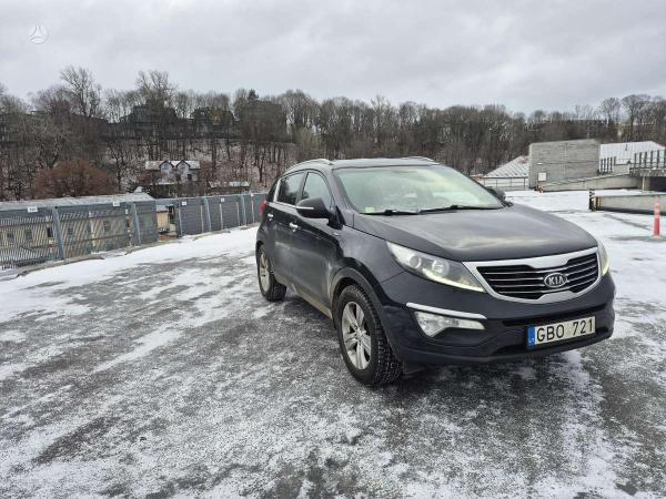 Черный Киа Sportage 2012 в Вильнюс, объемом двигателя 2.00 л и пробегом 177 тыс. км за 5999 €, фото 2 на AUTOMOTO.COM.LV