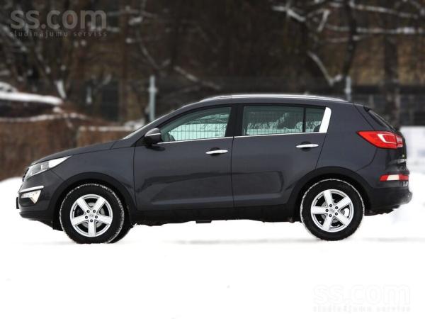 Melns Kia Sportage 2012 Rīga, ar dzinēja tilpumu 1.60 L un nobraukumu 211 tūkst. km par 8990 €, foto 4 vietnē AUTOMOTO.COM.LV