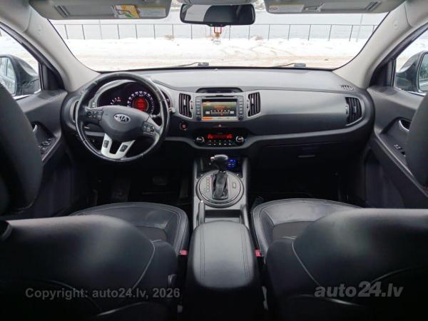 Melns Kia Sportage 2012 Narva, ar dzinēja tilpumu 2.00 L un nobraukumu 206 tūkst. km par 8200 €, foto 11 vietnē AUTOMOTO.COM.LV
