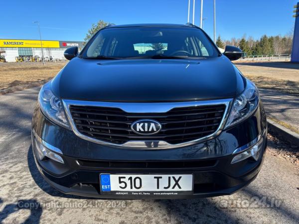 Black Kia Sportage 2012 in Paide, with an engine capacity of 1.60 L and mileage of 256 thousand km for 5590 €, photo 2 on AUTOMOTO.COM.LV