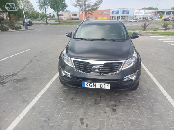 Black Kia Sportage 2012 in Klaipeda, with an engine capacity of 2.00 L and mileage of 188 thousand km for 8500 €, photo 2 on AUTOMOTO.COM.LV