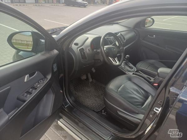 Black Kia Sportage 2012 in Klaipeda, with an engine capacity of 2.00 L and mileage of 188 thousand km for 8500 €, photo 9 on AUTOMOTO.COM.LV