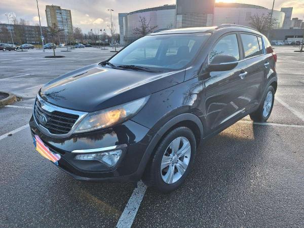 Melns Kia Sportage 2013 Panevēža, ar dzinēja tilpumu 1.69 L un nobraukumu 165 tūkst. km par 4650 €, foto 2 vietnē AUTOMOTO.COM.LV