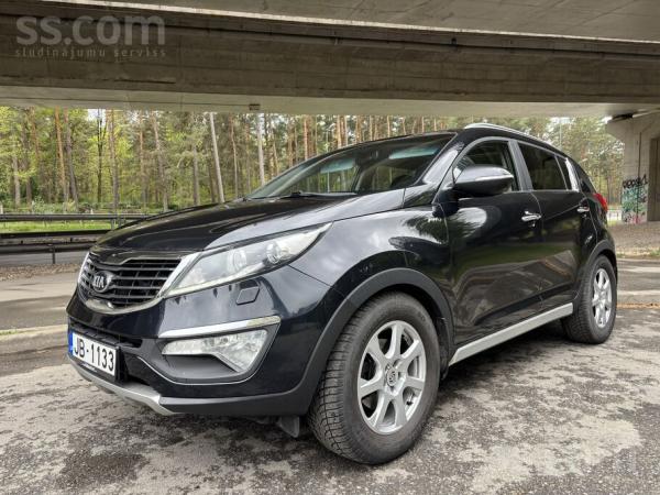 Black Kia Sportage 2013 in Riga, with an engine capacity of 2.00 L and mileage of 0 thousand km for 6700 €, photo 1 on AUTOMOTO.COM.LV