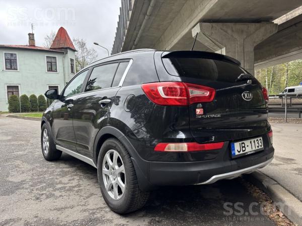 Черный Киа Sportage 2013 в Рига, объемом двигателя 2.00 л и пробегом 0 тыс. км за 6290 €, фото 9 на AUTOMOTO.COM.LV
