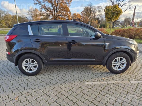 Черный Киа Sportage 2013 в Салдус, объемом двигателя 1.60 л и пробегом 228 тыс. км за 8350 €, фото 6 на AUTOMOTO.COM.LV