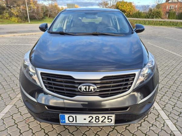 Черный Киа Sportage 2013 в Салдус, объемом двигателя 1.60 л и пробегом 228 тыс. км за 8350 €, фото 8 на AUTOMOTO.COM.LV