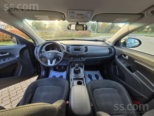 Черный Киа Sportage 2013 в Салдус, объемом двигателя 1.60 л и пробегом 228 тыс. км за 8350 €, фото 9 на AUTOMOTO.COM.LV