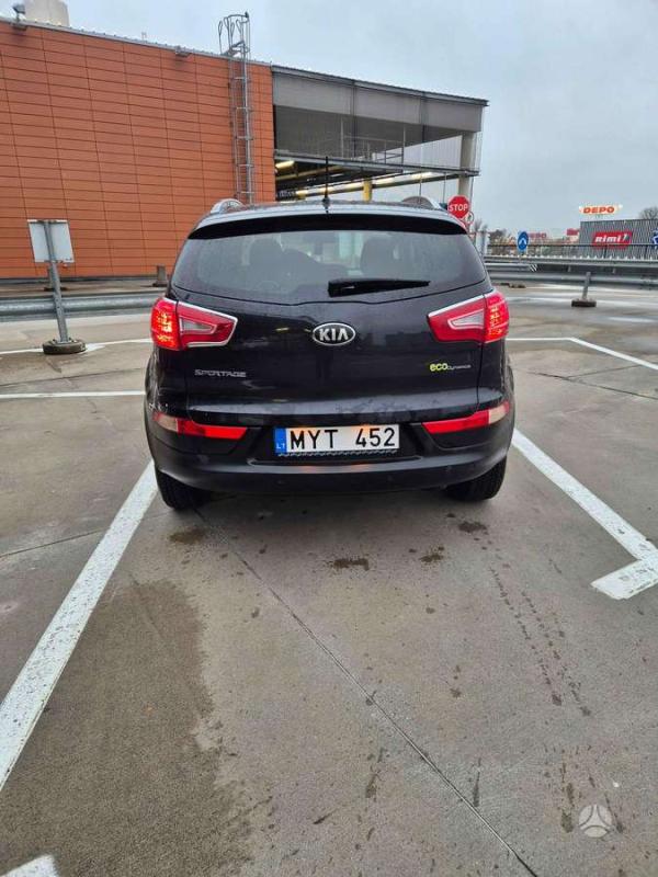 Черный Киа Sportage 2013 в Шяуляй, объемом двигателя 1.69 л и пробегом 210 тыс. км за 6800 €, фото 5 на AUTOMOTO.COM.LV