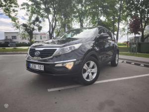 Black Kia Sportage 2013 in Kaunas, with an engine capacity of 2.00 L and mileage of 229 thousand km for 6799 €, photo  on AUTOMOTO.COM.LV