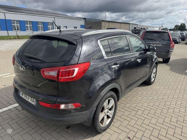 Черный Киа Sportage 2013 в Таураге, объемом двигателя 1.69 л и пробегом 260 тыс. км за 5600 €, фото 4 на AUTOMOTO.COM.LV
