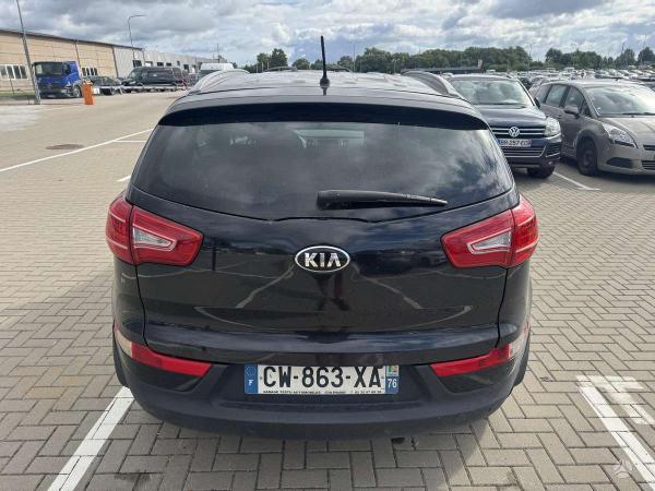 Черный Киа Sportage 2013 в Таураге, объемом двигателя 1.69 л и пробегом 260 тыс. км за 5600 €, фото 5 на AUTOMOTO.COM.LV