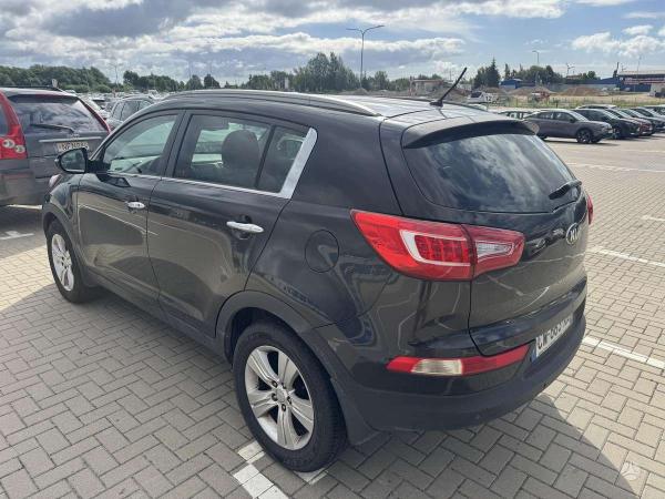 Черный Киа Sportage 2013 в Таураге, объемом двигателя 1.69 л и пробегом 260 тыс. км за 5600 €, фото 6 на AUTOMOTO.COM.LV