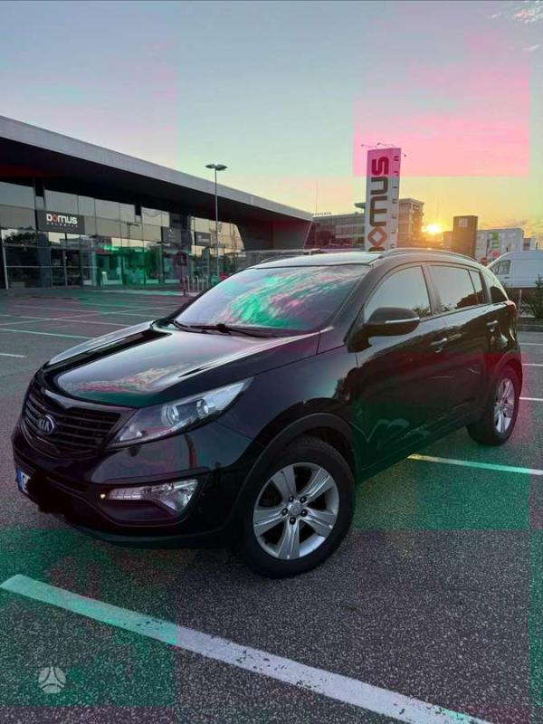 Черный Киа Sportage 2013 в Вильнюс, объемом двигателя 2.00 л и пробегом 262 тыс. км за 6300 €, фото 3 на AUTOMOTO.COM.LV