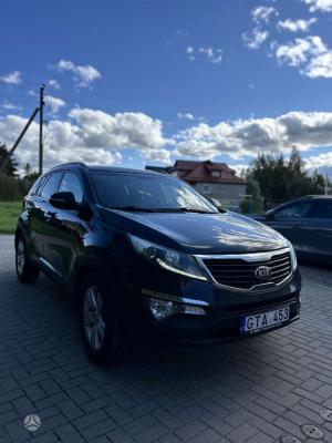 Black Kia Sportage 2013 in Kaunas, with an engine capacity of 2.00 L and mileage of 200 thousand km for 6000 €, photo  on AUTOMOTO.COM.LV