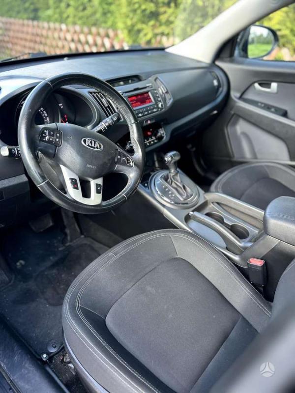 Melns Kia Sportage 2013 Kauņa, ar dzinēja tilpumu 2.00 L un nobraukumu 200 tūkst. km par 6000 €, foto 7 vietnē AUTOMOTO.COM.LV