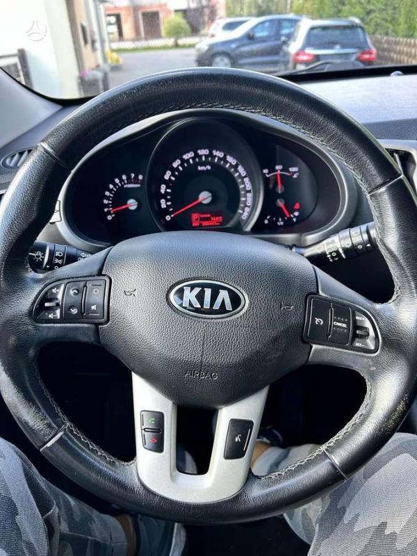 Melns Kia Sportage 2013 Kauņa, ar dzinēja tilpumu 2.00 L un nobraukumu 200 tūkst. km par 6000 €, foto 10 vietnē AUTOMOTO.COM.LV