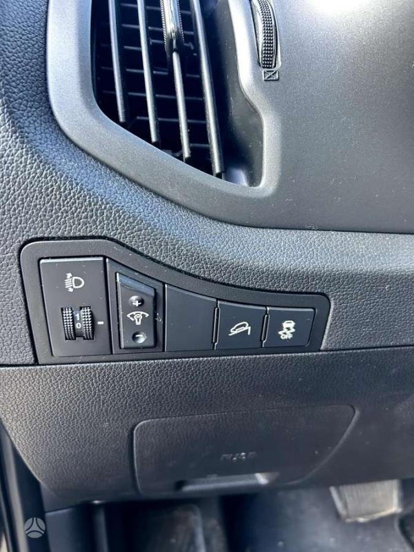 Melns Kia Sportage 2013 Kauņa, ar dzinēja tilpumu 2.00 L un nobraukumu 200 tūkst. km par 6000 €, foto 11 vietnē AUTOMOTO.COM.LV