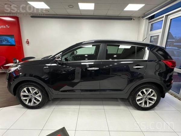 Melns Kia Sportage 2014 Jēkabpils, ar dzinēja tilpumu 2.00 L un nobraukumu 203 tūkst. km par 8700 €, foto 4 vietnē AUTOMOTO.COM.LV