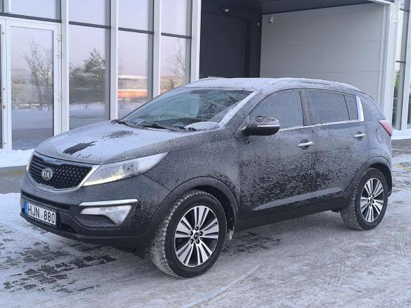 Черный Киа Sportage 2014 в Вильнюс, объемом двигателя 2.00 л и пробегом 185 тыс. км за 8000 €, фото 1 на AUTOMOTO.COM.LV