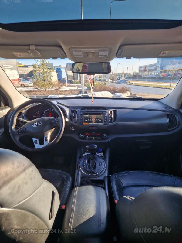 Melns Kia Sportage 2014 Tallina, ar dzinēja tilpumu 2.00 L un nobraukumu 248 tūkst. km par 8000 €, foto 8 vietnē AUTOMOTO.COM.LV