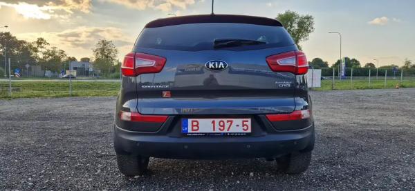 Черный Киа Sportage 2014 в Даугавпилс, объемом двигателя 1.70 л и пробегом 217 тыс. км за 8750 €, фото 4 на AUTOMOTO.COM.LV