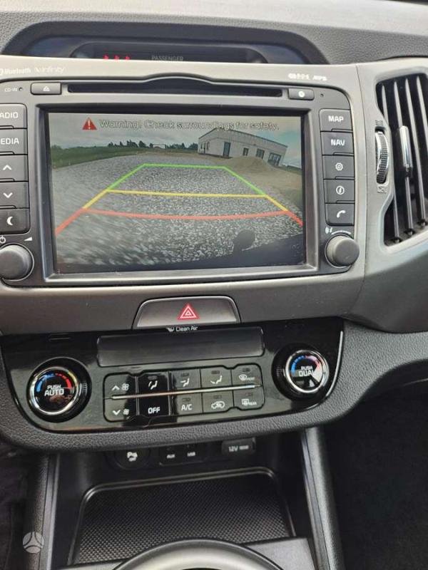 Black Kia Sportage 2014 in Taurage, with an engine capacity of 1.69 L and mileage of 248 thousand km for 7600 €, photo 10 on AUTOMOTO.COM.LV