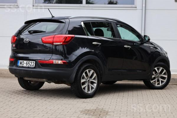 Черный Киа Sportage 2014 в Рига, объемом двигателя 2.00 л и пробегом 0 тыс. км за 6495 €, фото 4 на AUTOMOTO.COM.LV