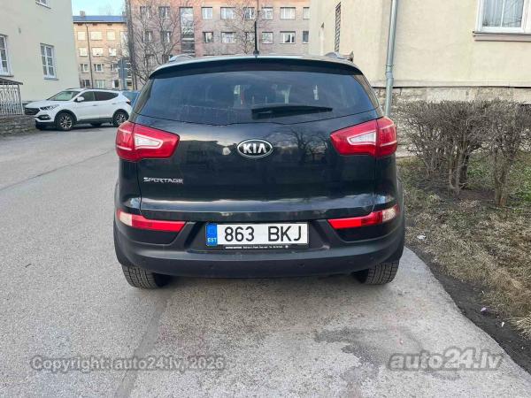 Черный Киа Sportage 2014 в Таллин, объемом двигателя 1.59 л и пробегом 0 тыс. км за 6500 €, фото 4 на AUTOMOTO.COM.LV