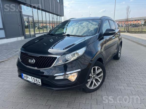 Черный Киа Sportage 2015 в Рига, объемом двигателя 1.70 л и пробегом 0 тыс. км за 13500 €, фото 1 на AUTOMOTO.COM.LV