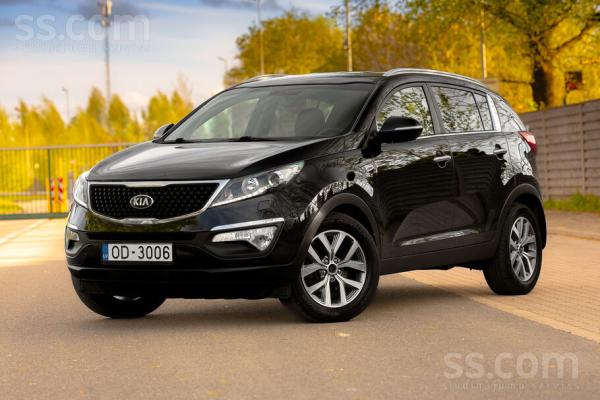 Черный Киа Sportage 2015 в Елгава, объемом двигателя 1.60 л и пробегом 162 тыс. км за 10700 €, фото 1 на AUTOMOTO.COM.LV