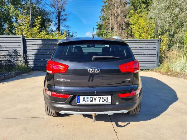 Melns Kia Sportage 2015 Kauņa, ar dzinēja tilpumu 2.00 L un nobraukumu 242 tūkst. km par 7999 €, foto 10 vietnē AUTOMOTO.COM.LV