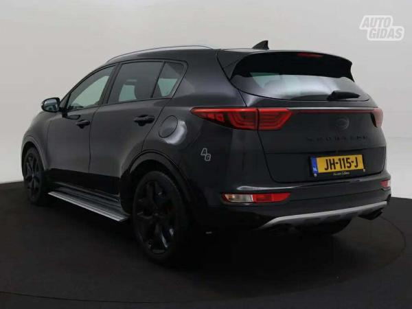 Black Kia Sportage 2016 in Panevezys, with an engine capacity of 1.60 L and mileage of 175 thousand km for 13500 €, photo 10 on AUTOMOTO.COM.LV