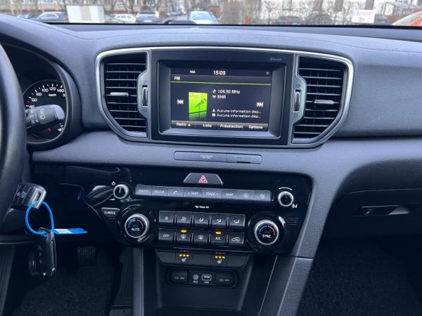 Черный Киа Sportage 2016 в Рига, объемом двигателя 1.70 л и пробегом 257 тыс. км за 10950 €, фото 3 на AUTOMOTO.COM.LV