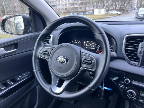 Черный Киа Sportage 2016 в Рига, объемом двигателя 1.70 л и пробегом 257 тыс. км за 10950 €, фото 4 на AUTOMOTO.COM.LV