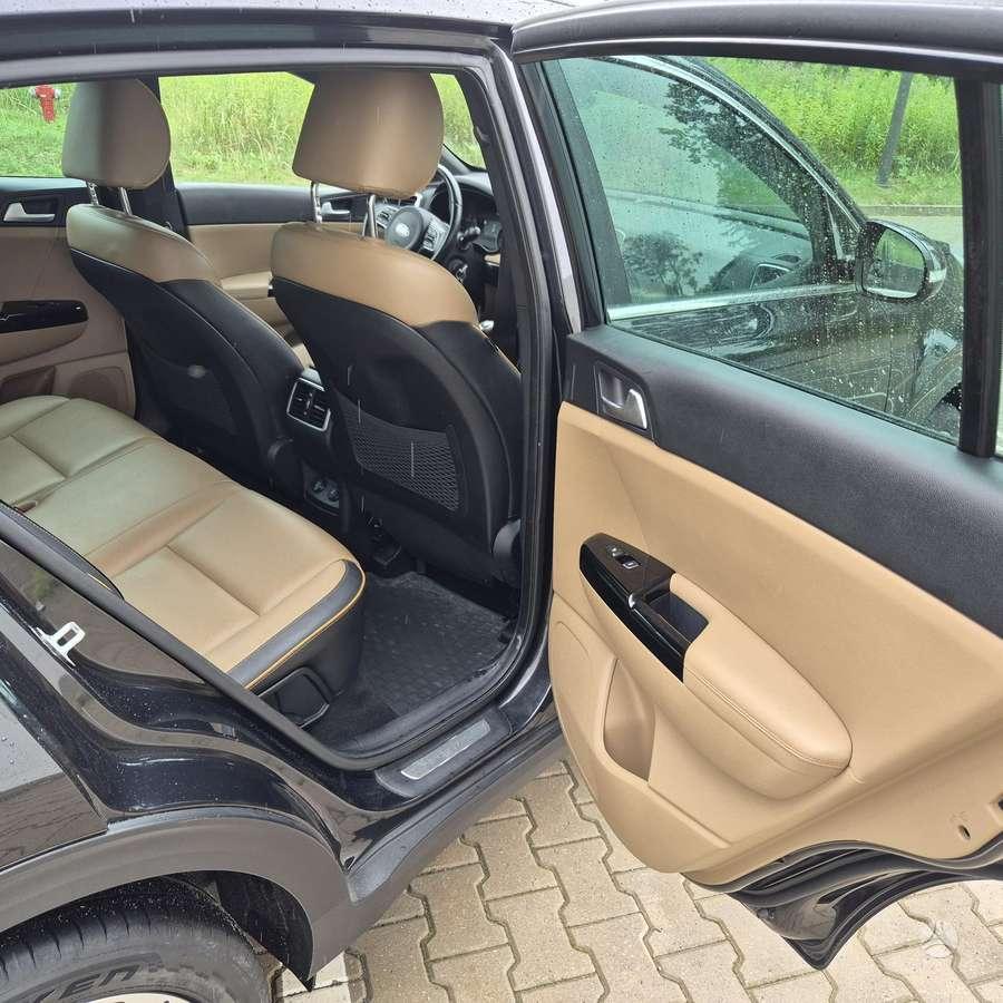 Melns Kia Sportage 2016 Kauņa, ar dzinēja tilpumu 2.00 L un nobraukumu 177 tūkst. km par 12400 €, foto 15 vietnē AUTOMOTO.COM.LV