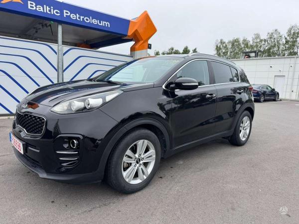 Black Kia Sportage 2016 in Vilnius, with an engine capacity of 1.69 L and mileage of 171 thousand km for 8000 €, photo 3 on AUTOMOTO.COM.LV