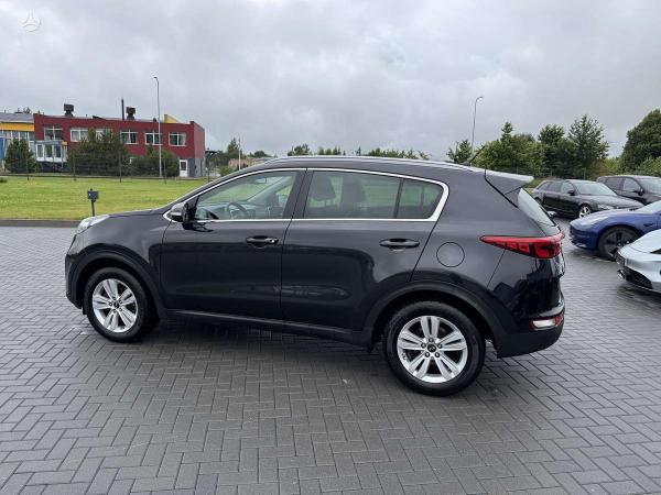 Melns Kia Sportage 2016 Telšiai, ar dzinēja tilpumu 1.69 L un nobraukumu 192 tūkst. km par 9500 €, foto 3 vietnē AUTOMOTO.COM.LV
