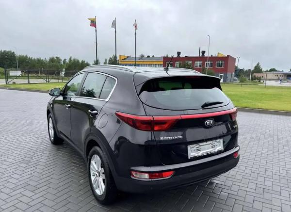 Melns Kia Sportage 2016 Telšiai, ar dzinēja tilpumu 1.70 L un nobraukumu 191 tūkst. km par 9490 €, foto 4 vietnē AUTOMOTO.COM.LV