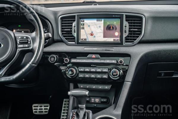 Melns Kia Sportage 2016 Rīga, ar dzinēja tilpumu 1.60 L un nobraukumu 206 tūkst. km par 13990 €, foto 10 vietnē AUTOMOTO.COM.LV