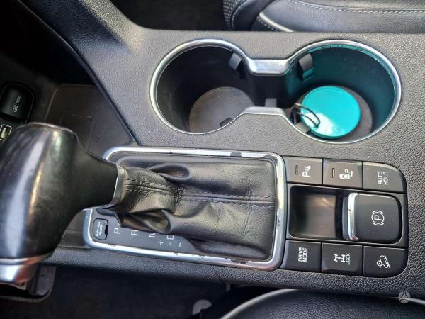 Melns Kia Sportage 2016 Kauņa, ar dzinēja tilpumu 2.00 L un nobraukumu 199 tūkst. km par 10800 €, foto 8 vietnē AUTOMOTO.COM.LV
