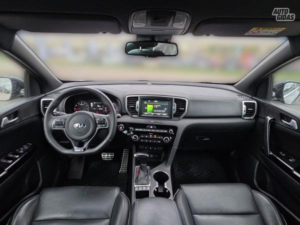 Kia Sportage 2016 Klaipėda vietnē Melns Kia Sportage 2016 Klaipėda, ar dzinēja tilpumu 1.60 L un nobraukumu 134 tūkst. km par 16500 €, foto 11 vietnē AUTOMOTO.COM.LV