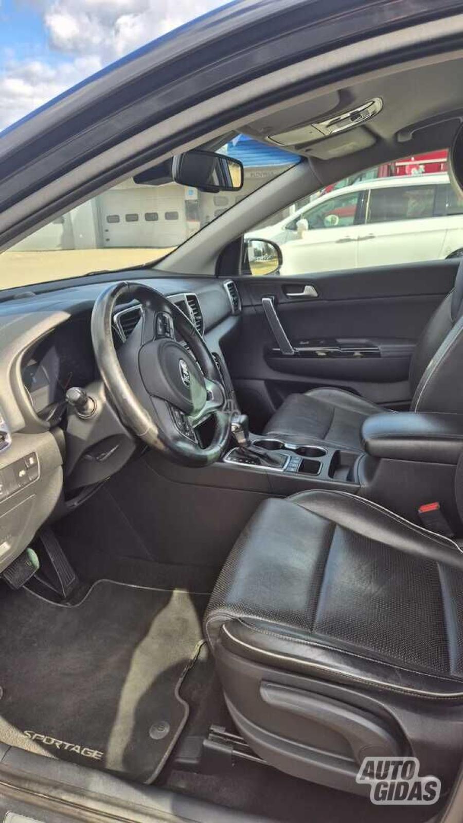 Melns Kia Sportage 2017 Kauņa, ar dzinēja tilpumu 1.70 L un nobraukumu 130 tūkst. km par 13300 €, foto 5 vietnē AUTOMOTO.COM.LV