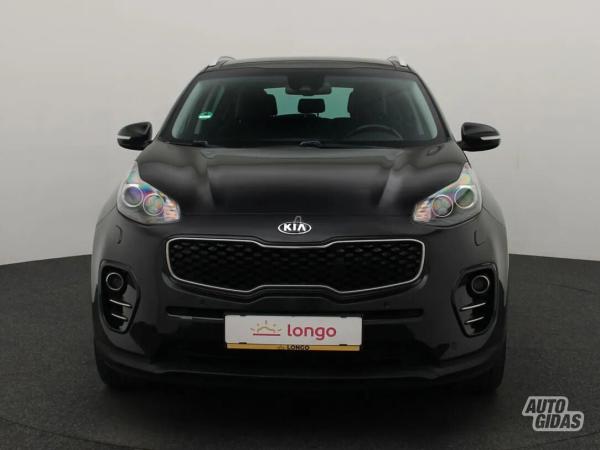 Black Kia Sportage 2017 in Vilnius, with an engine capacity of 1.70 L and mileage of 235 thousand km for 13399 €, photo 3 on AUTOMOTO.COM.LV