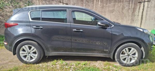 Черный Киа Sportage 2017 в Рига, объемом двигателя 2.00 л и пробегом 224 тыс. км за 8800 €, фото 3 на AUTOMOTO.COM.LV