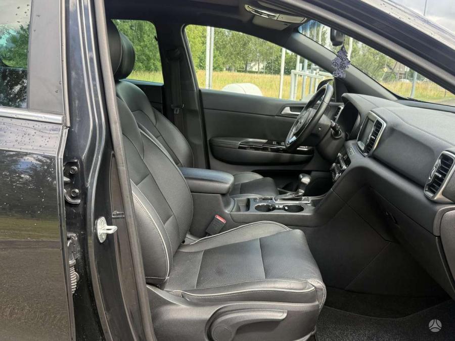 Melns Kia Sportage 2017 Tauragė, ar dzinēja tilpumu 1.69 L un nobraukumu 235 tūkst. km par 10900 €, foto 19 vietnē AUTOMOTO.COM.LV