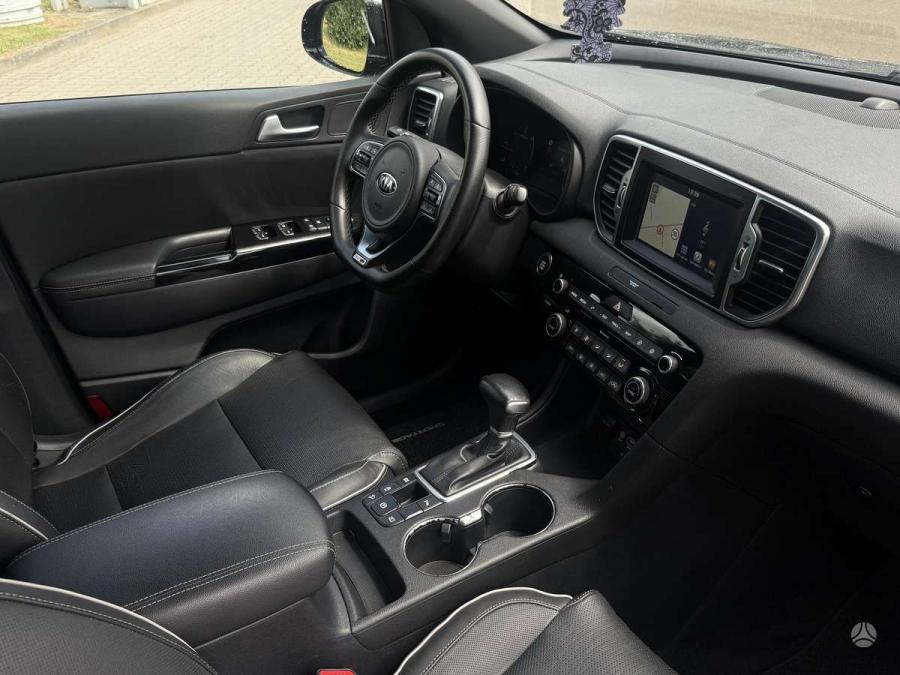 Melns Kia Sportage 2017 Tauragė, ar dzinēja tilpumu 1.69 L un nobraukumu 235 tūkst. km par 10900 €, foto 20 vietnē AUTOMOTO.COM.LV